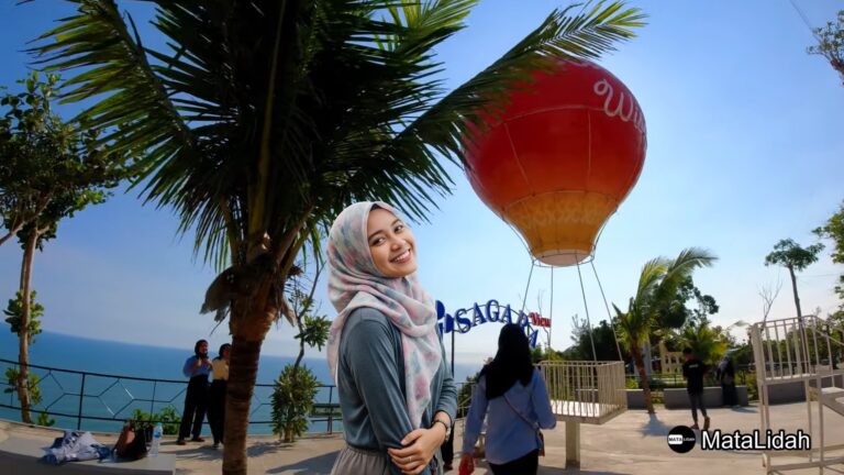 Sagara View of Karangbolong: Menyaksikan Keindahan Alam yang Memukau di ...